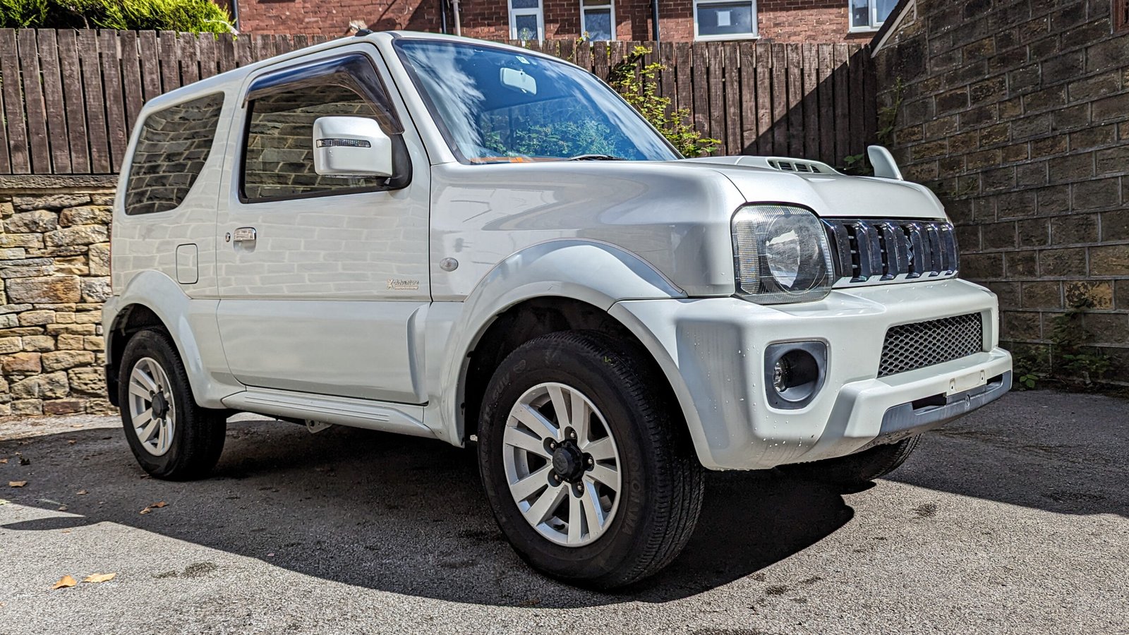 Jimny 2012 X-Adventure facelift Pearl White - MySuzuki | New Jimny ...