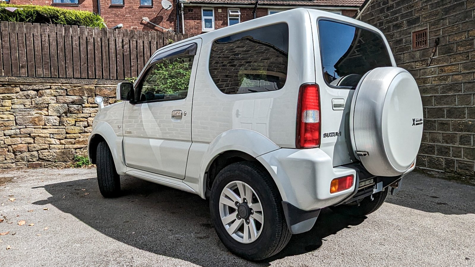 Jimny 2012 X-Adventure facelift Pearl White - MySuzuki | New Jimny ...